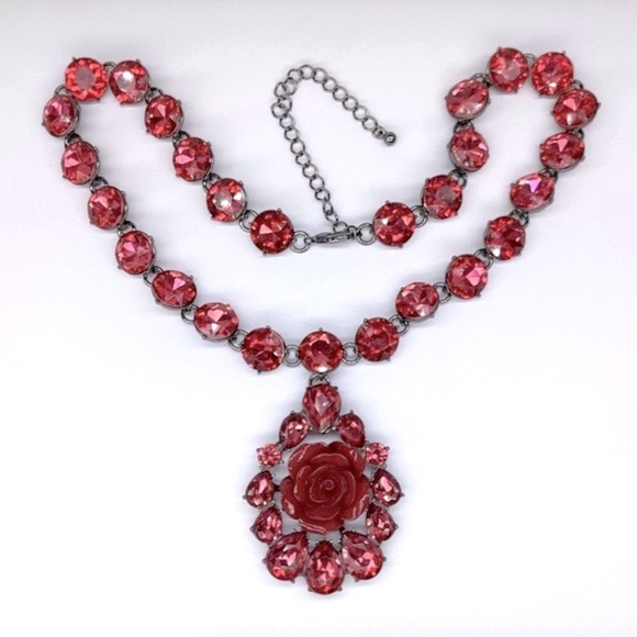 Jewelry | Rose Red Rhinestone Necklace Black Gunmetal Color Settings ...